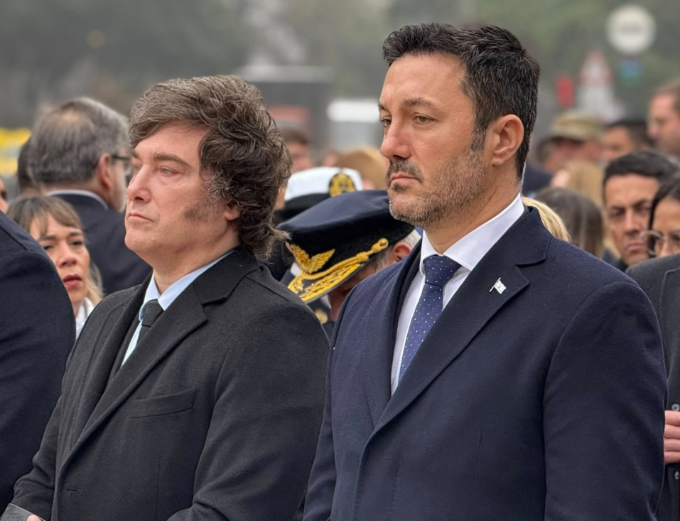 Luis Petri: “Junto a Javier Milei fortalecemos las Fuerzas Armadas para ...